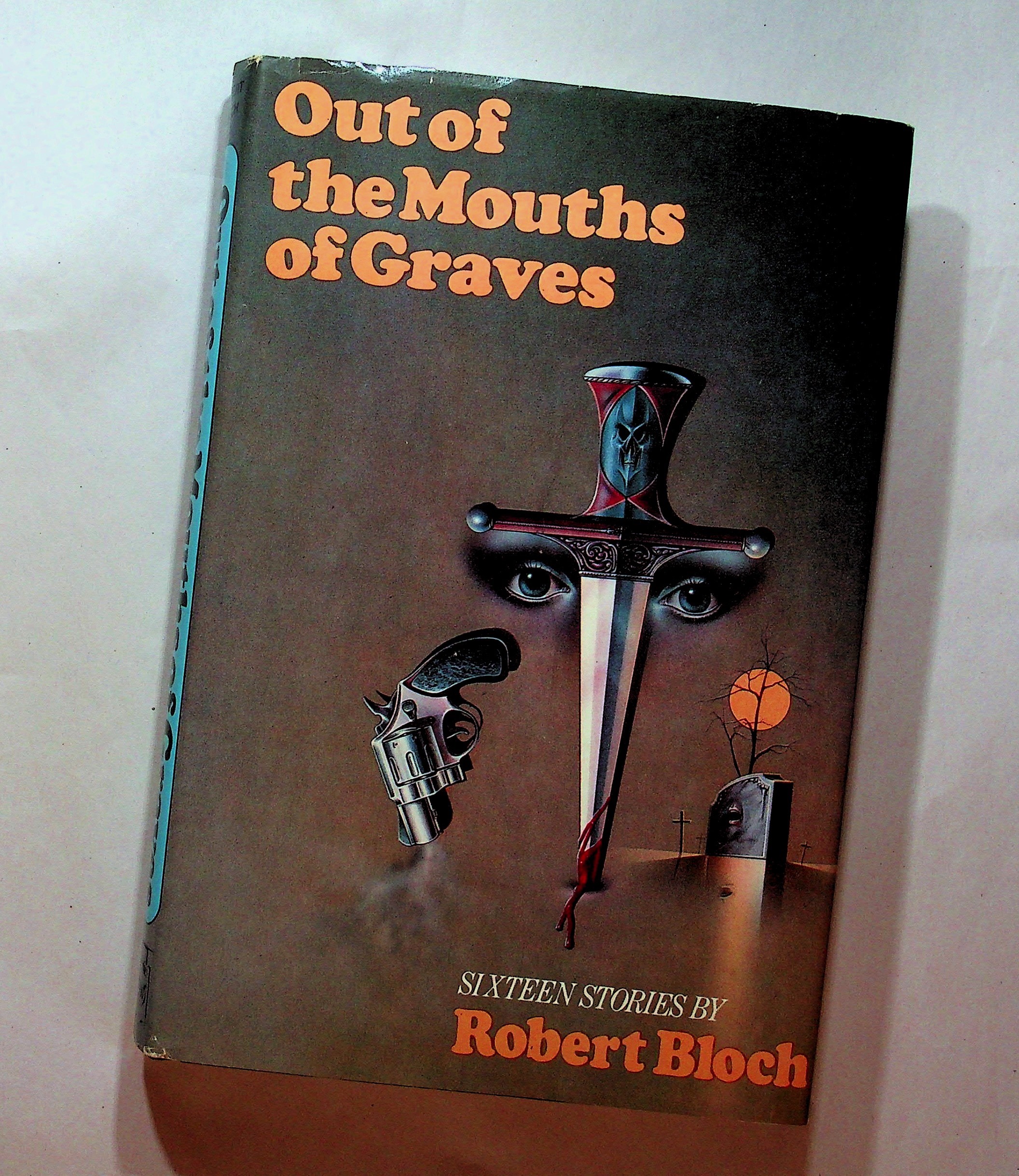 Avenue Victor Hugo Books - Rare & Used Bookstore in Lee, NH